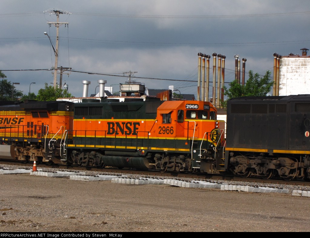 BNSF 2966